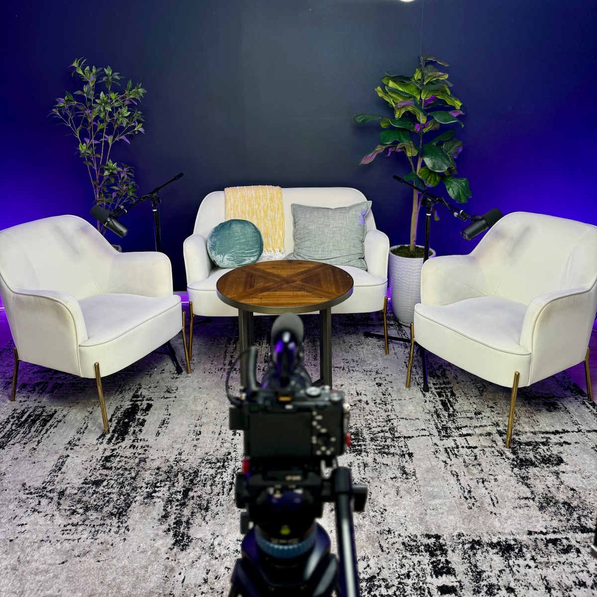 Santa Monica Podcast Studio (set A), Santa Monica, CA | Production ...