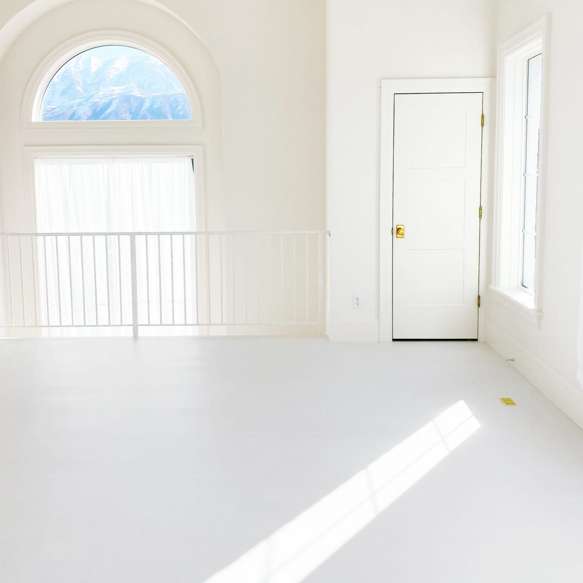 Luxury All White Natural Light Studio with Stunning Mountain View ...