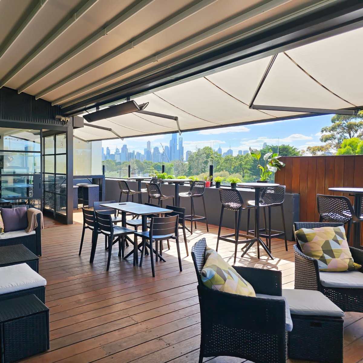 Amazing rooftop with stunning city views, Middle Park | Production ...