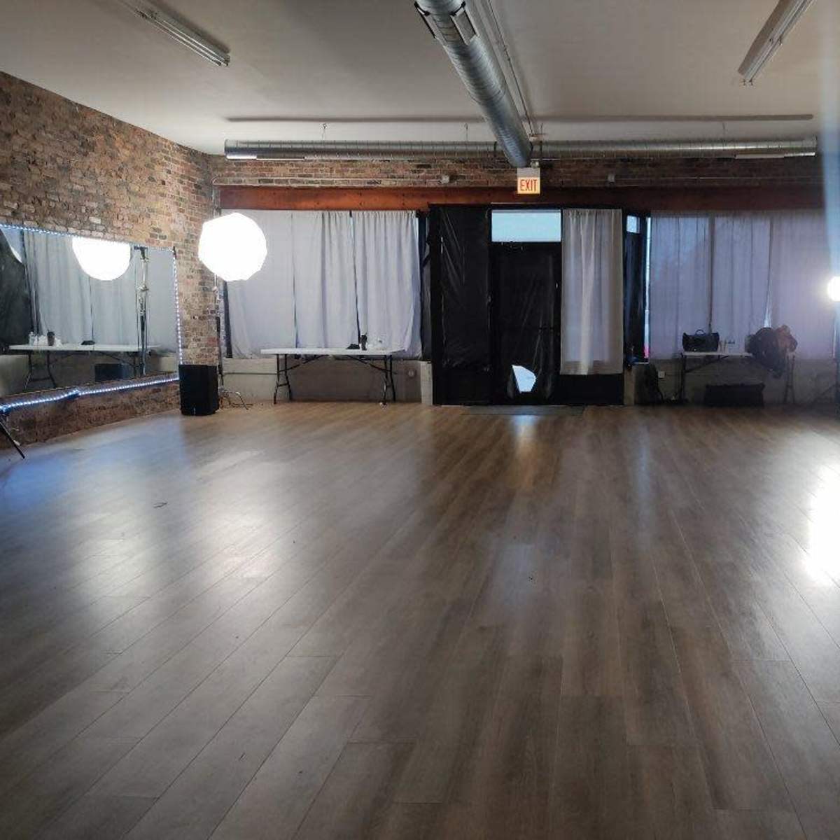 Dance Studio with Large Space, Chicago, IL | Event | Peerspace