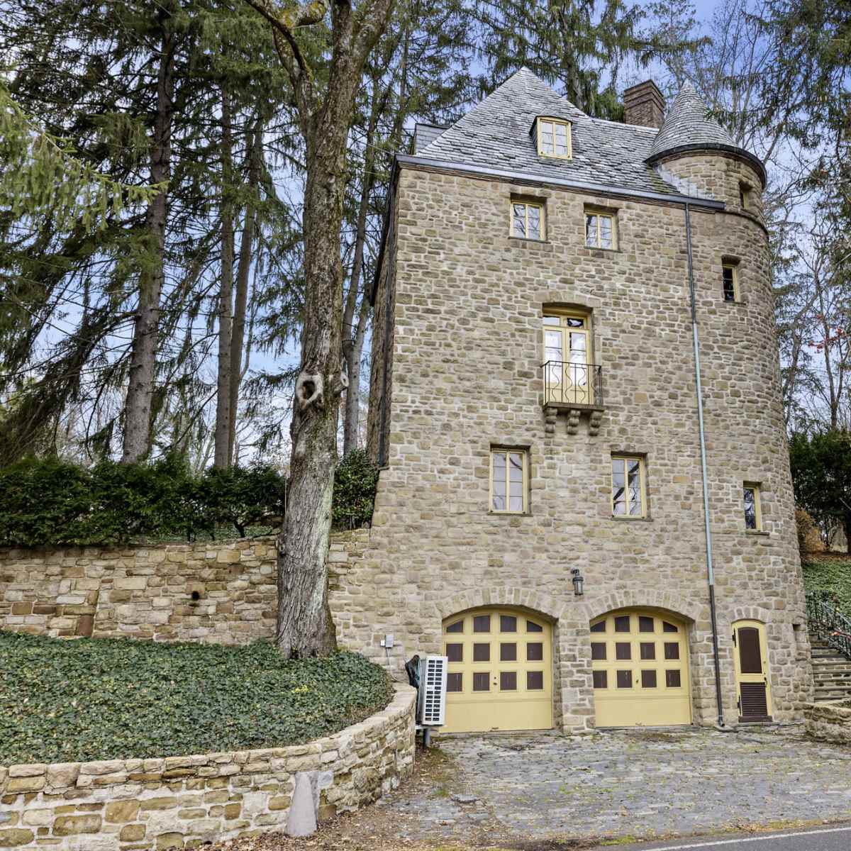 Fairytale castle near Philadelphia, Jenkintown, PA | Event | Peerspace