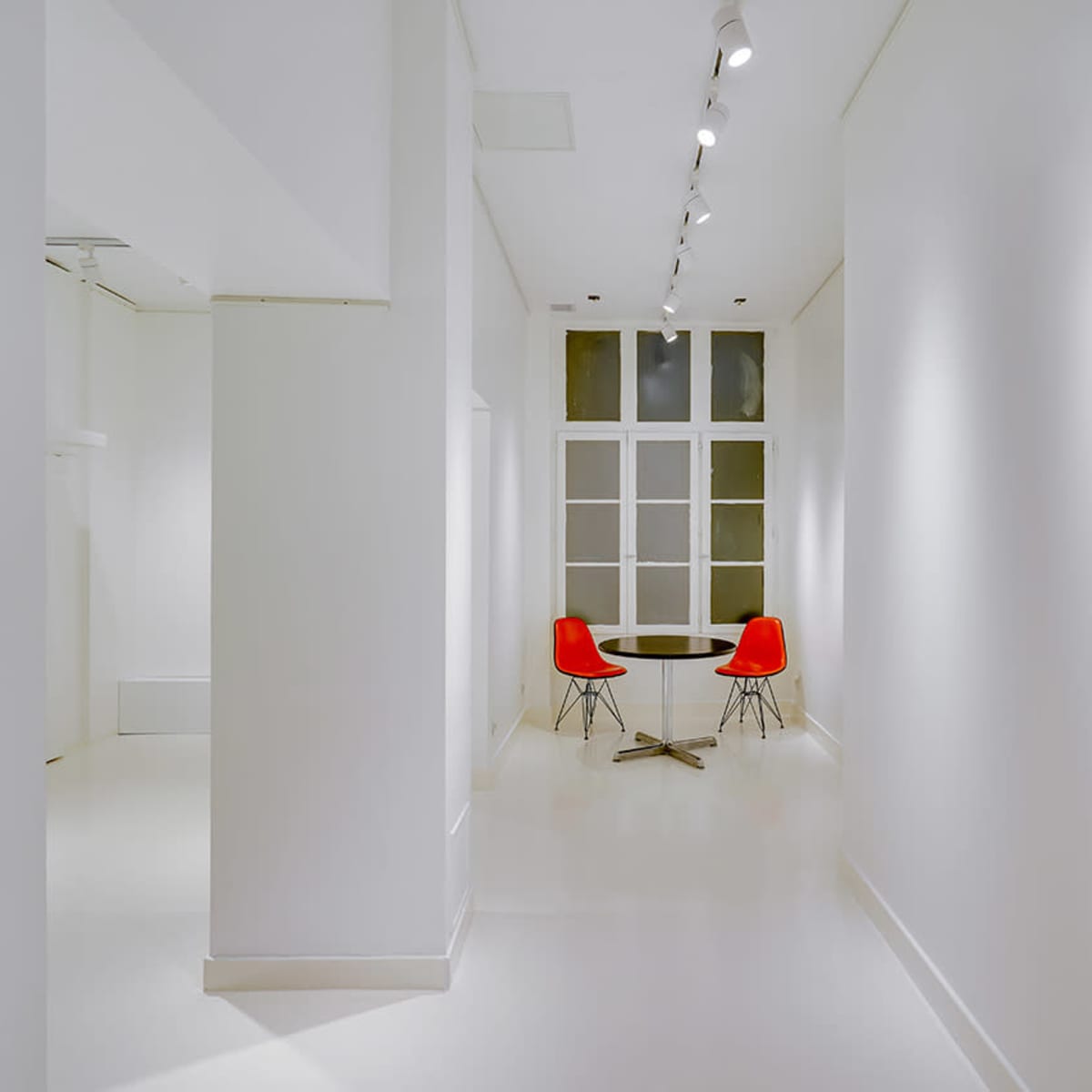 Magnifique showroom lumineux de 40m2 en plein coeur du Marais, Paris ...