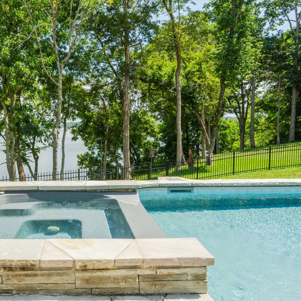 Beautiful Pool, Hot Tub and Arcade overlooking the Lake, Hendersonville ...