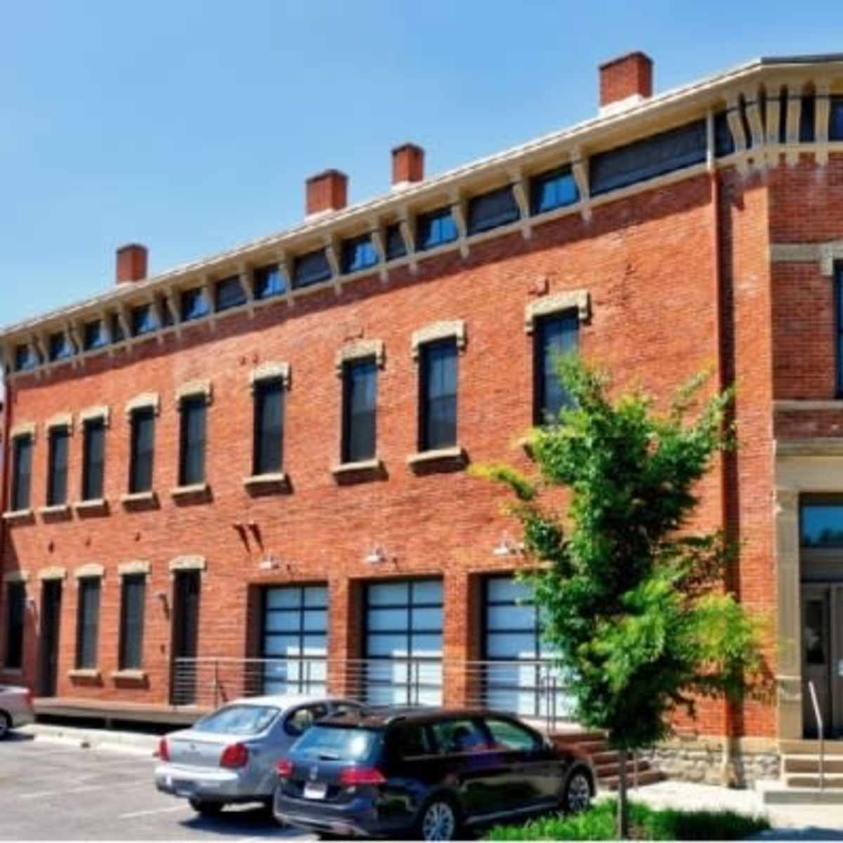 Remodeled Historic 3-story building offers Urban studio, event, short ...