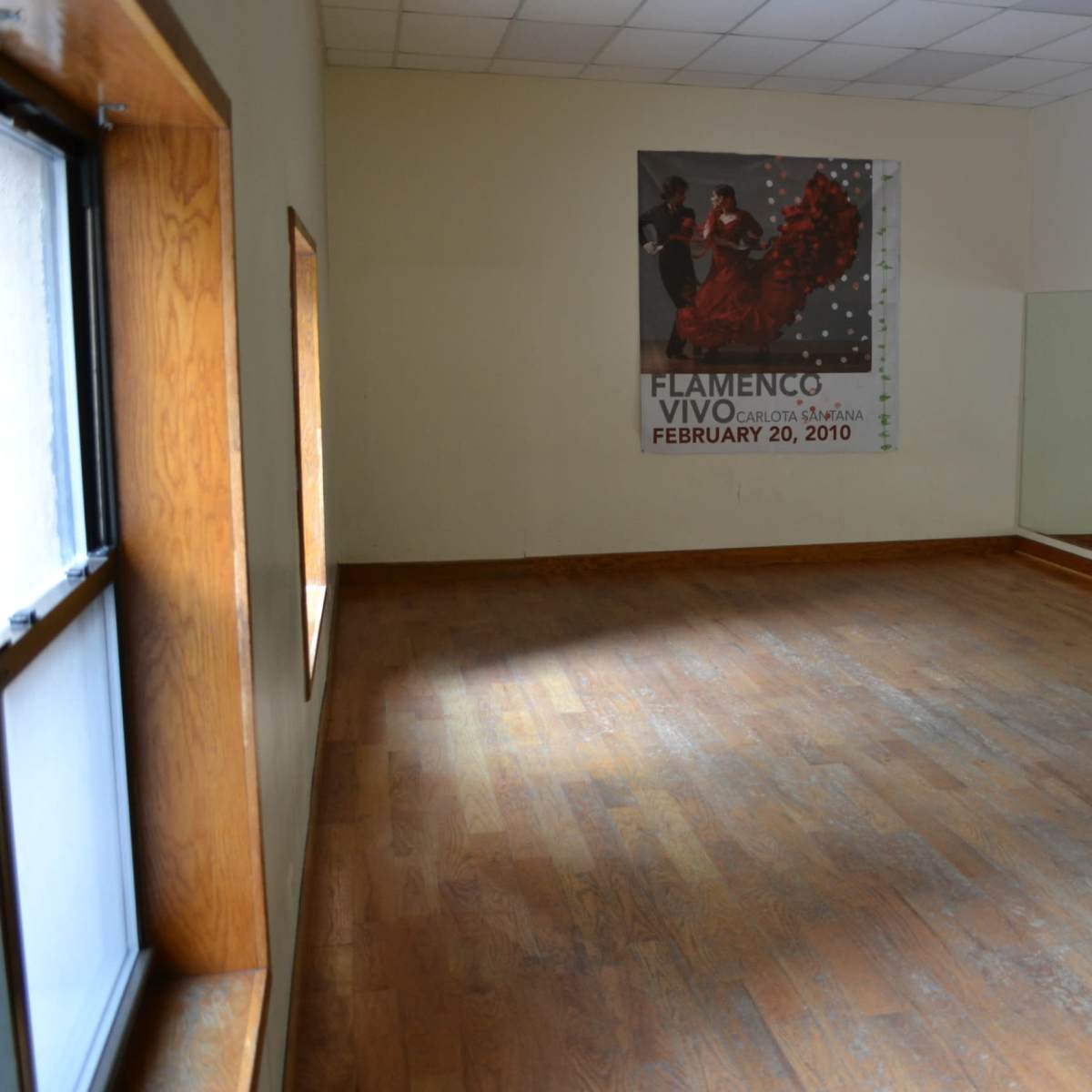 Midtown Dance Studio with Natural Lighting, New York City, NY | Off ...