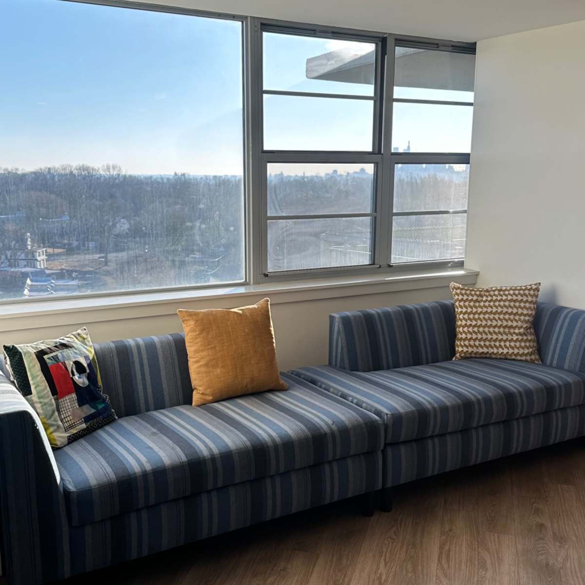 Luxury creative multi-use space with city SKYLINE VIEWS, Philadelphia ...