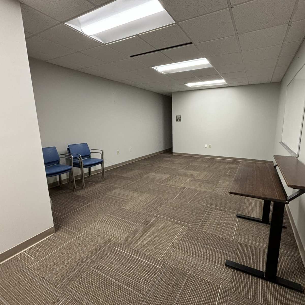Flexible Classroom Space for Yoga, Meditation, Mat Classes, Training ...