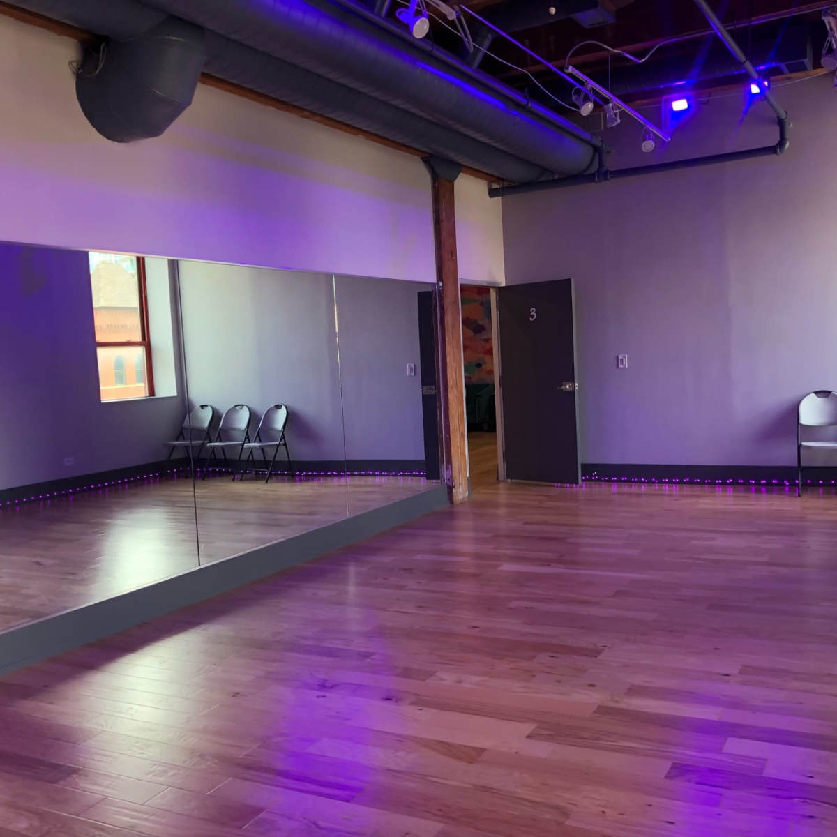 Spacious Downtown Dance Studio, Chicago, IL | Production | Peerspace