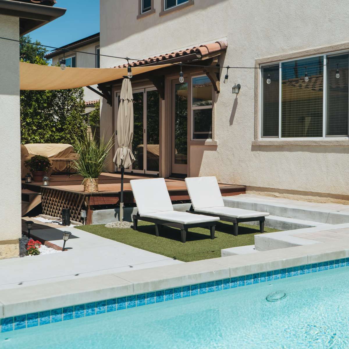 Cozy Valley Backyard w/ Pool, Hot Tub, Sunny Deck + House Kitchen ...