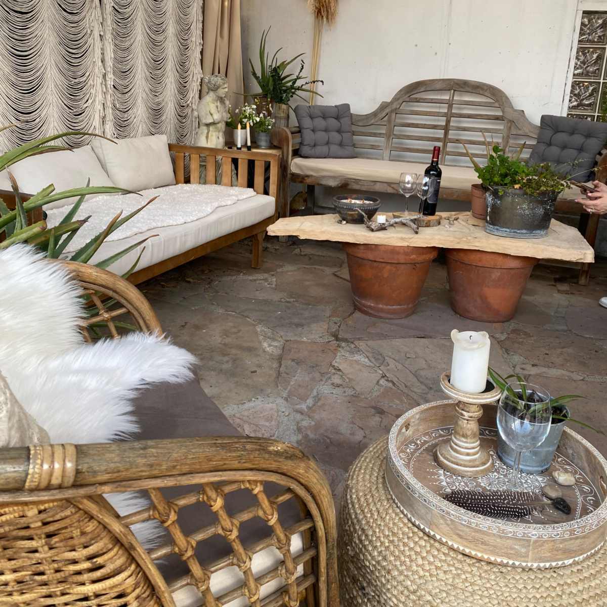 Stunning Warm Production Space with Beautiful Large Outdoorr Setting ...