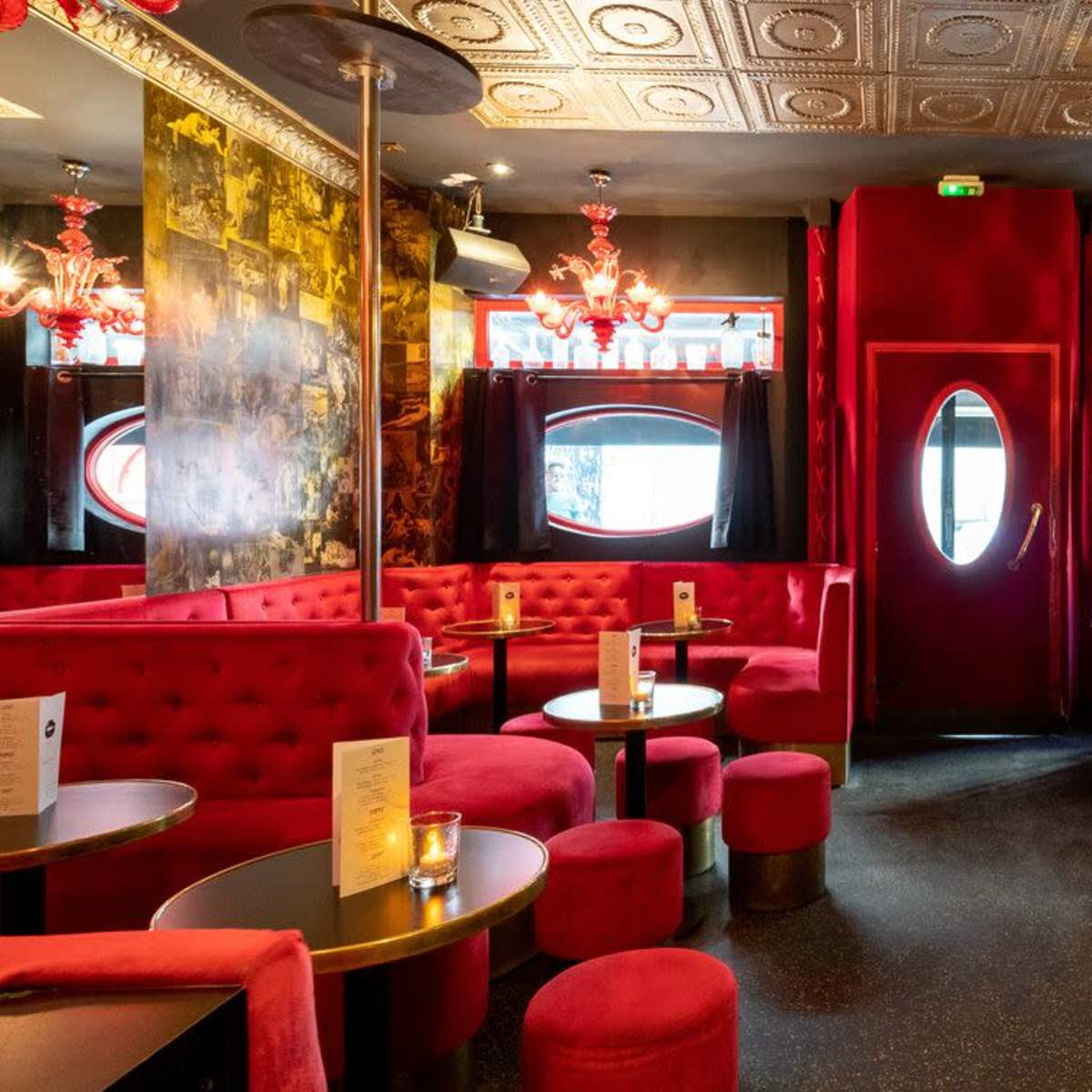 Sexy boudoir in Paris Pigalle Red Light District, Paris | Production ...