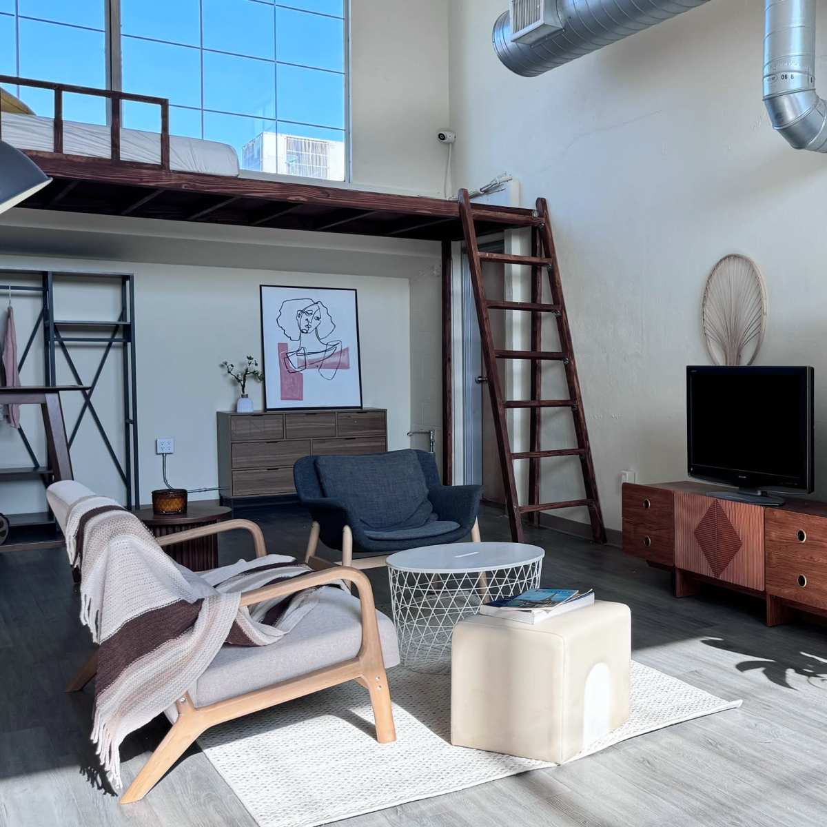 Los Angeles Modern Studio Loft Apartment with Bedroom Living room and ...