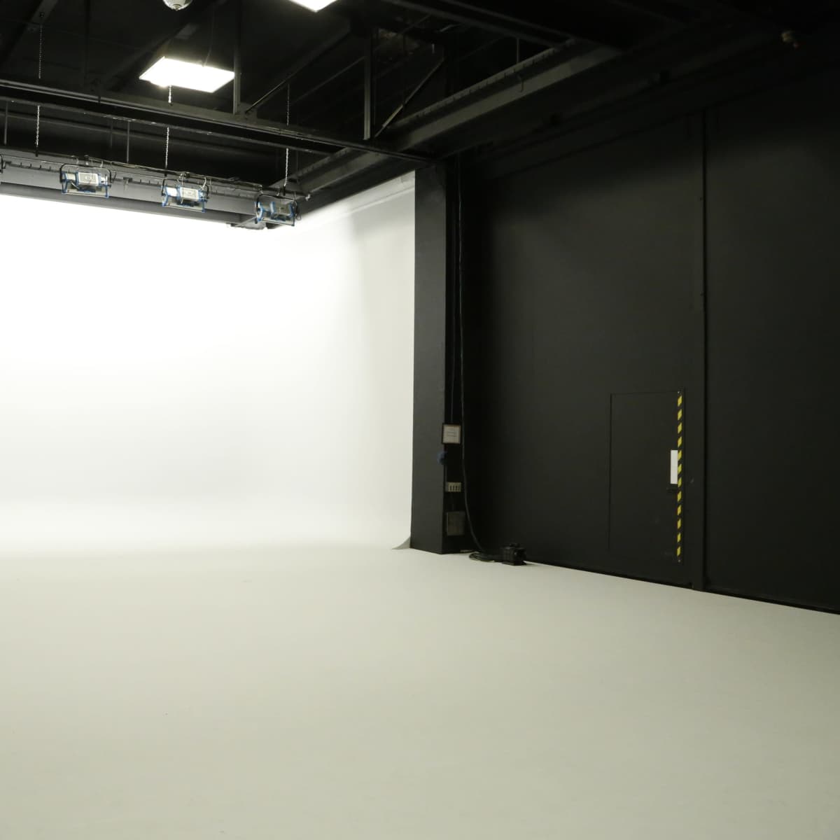 Cadieux Stage | 5,000 sf Historic Detroit Film Stage with 1 Cyclorama ...