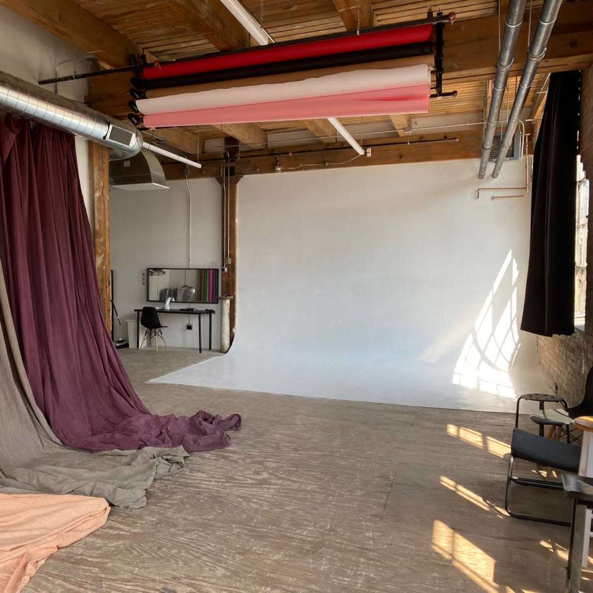 Sunny Cyclorama + Backdrops - EQ included, Chicago, IL | Production ...