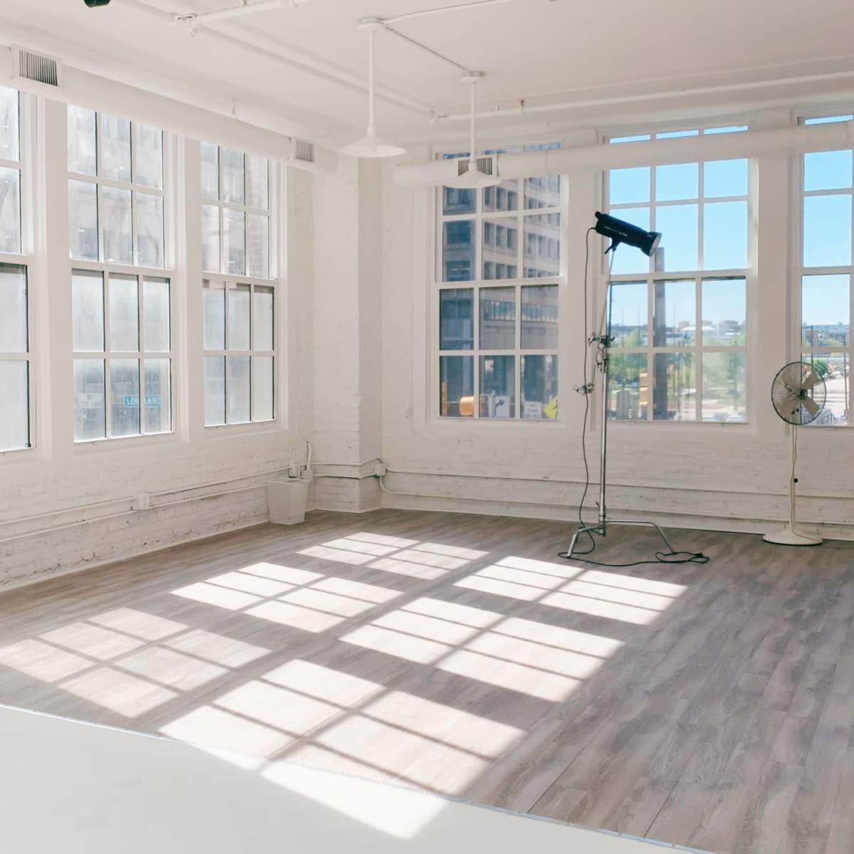 All-Inclusive Spacious Downtown Loft Studio and Event Space, Baltimore ...