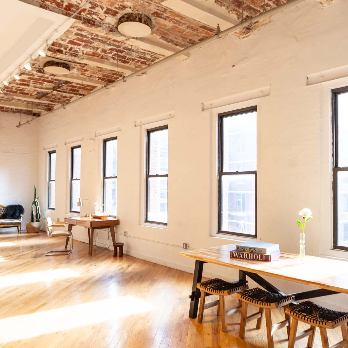 Dreamy Boho DUMBO Loft with Manhattan Bridge Views, Brooklyn, NY ...