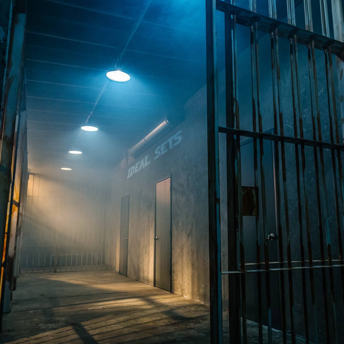 Los Angeles Prison Standing Set Jail Cell Set Filming Location with 20 ...