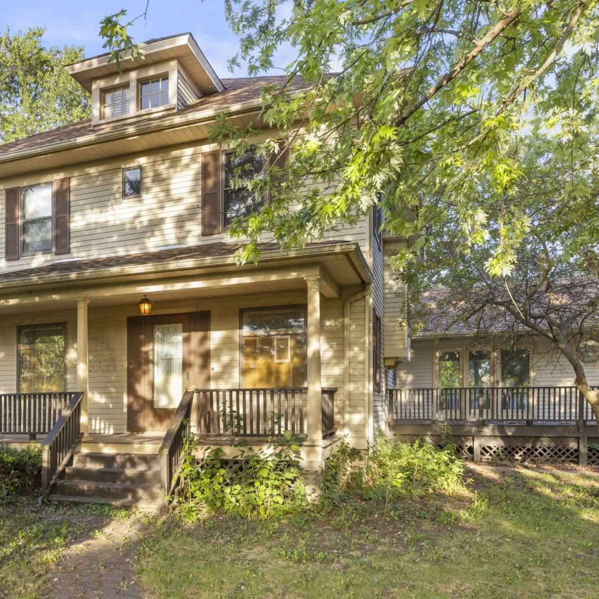 107 yr. old Farmhouse and Barn in the Chicago suburbs, Plainfield, IL ...