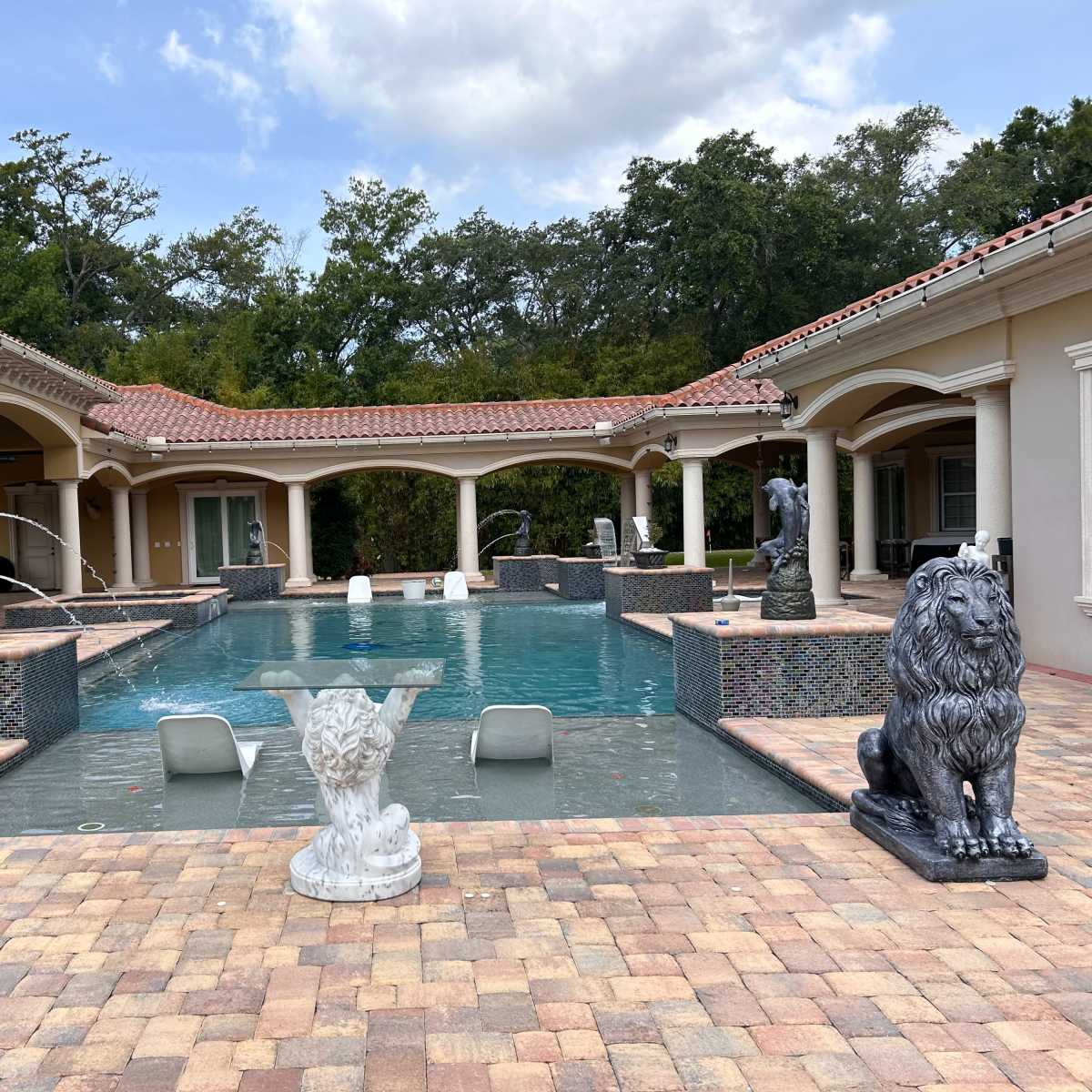 Massive Resort Size Pool Paradise With Large Putting Golf Green ...