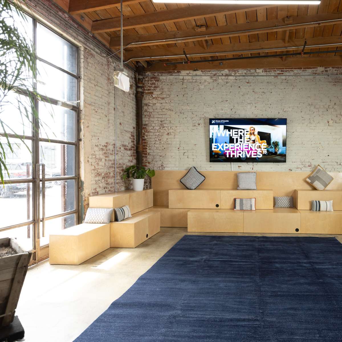 Modern, Modular Agora, Los Angeles, CA | Production | Peerspace