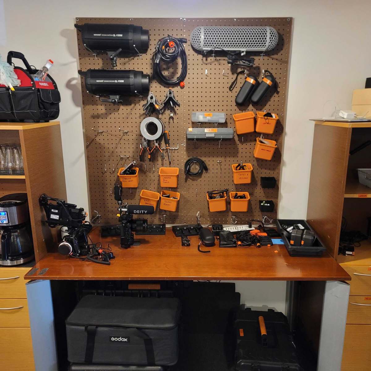 Video / Photo studio with easy access to I-93 & I-95, Woburn, MA | Off ...