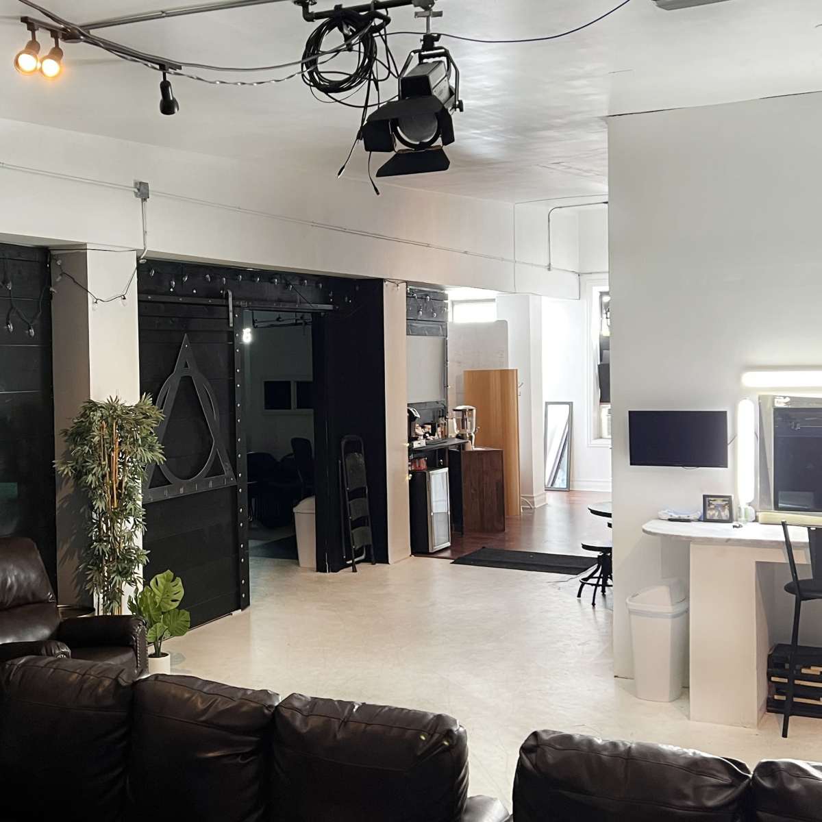 Lumin8 Productions | Production House & Creative Space, Chicago, IL | Event | Peerspace