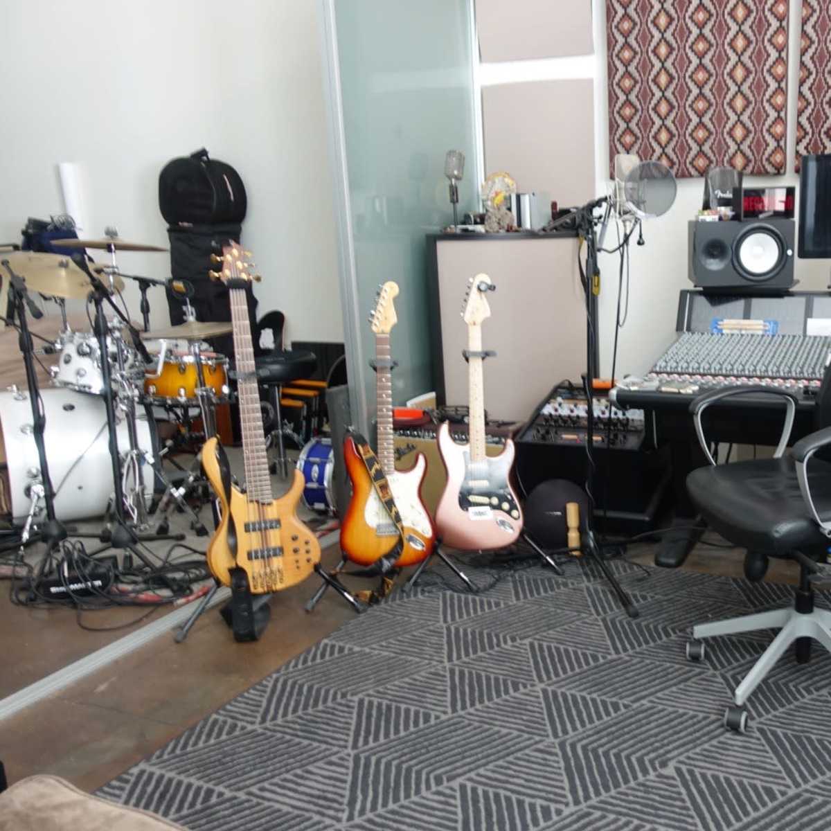 Ultra Cozy, Urban Music & Creative Loft - Recording, Production, Mixing ...