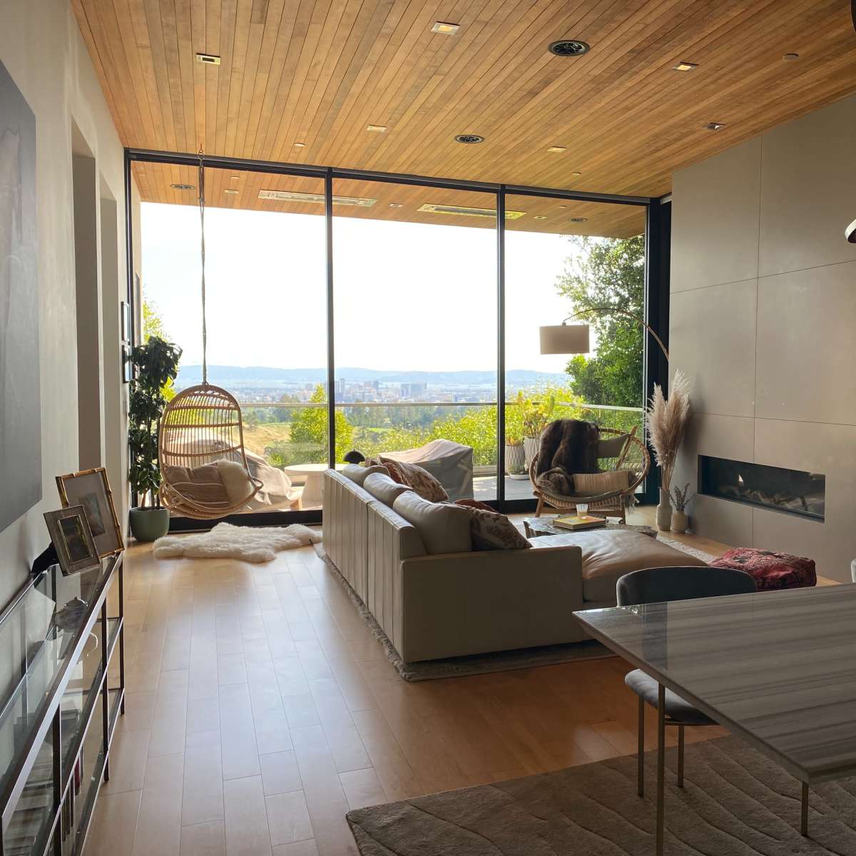 Dramatic and Modern View Home -- Elevate Your Offsite, Oakland, CA ...