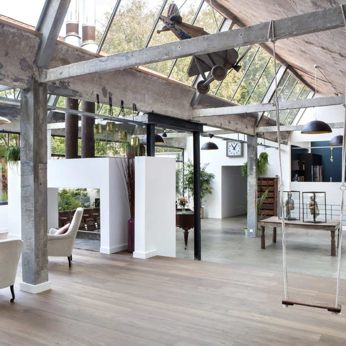 Immense Loft industriel avec piscine intérieure à Montreuil pour vos ...