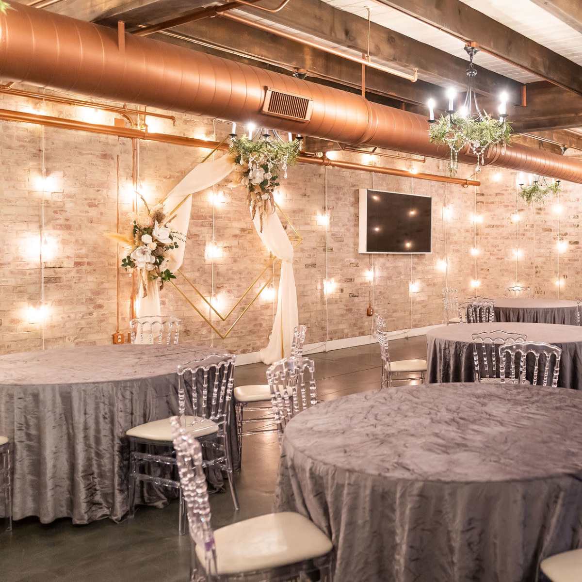 Cozy Event Studio, Modesto, CA | Event | Peerspace