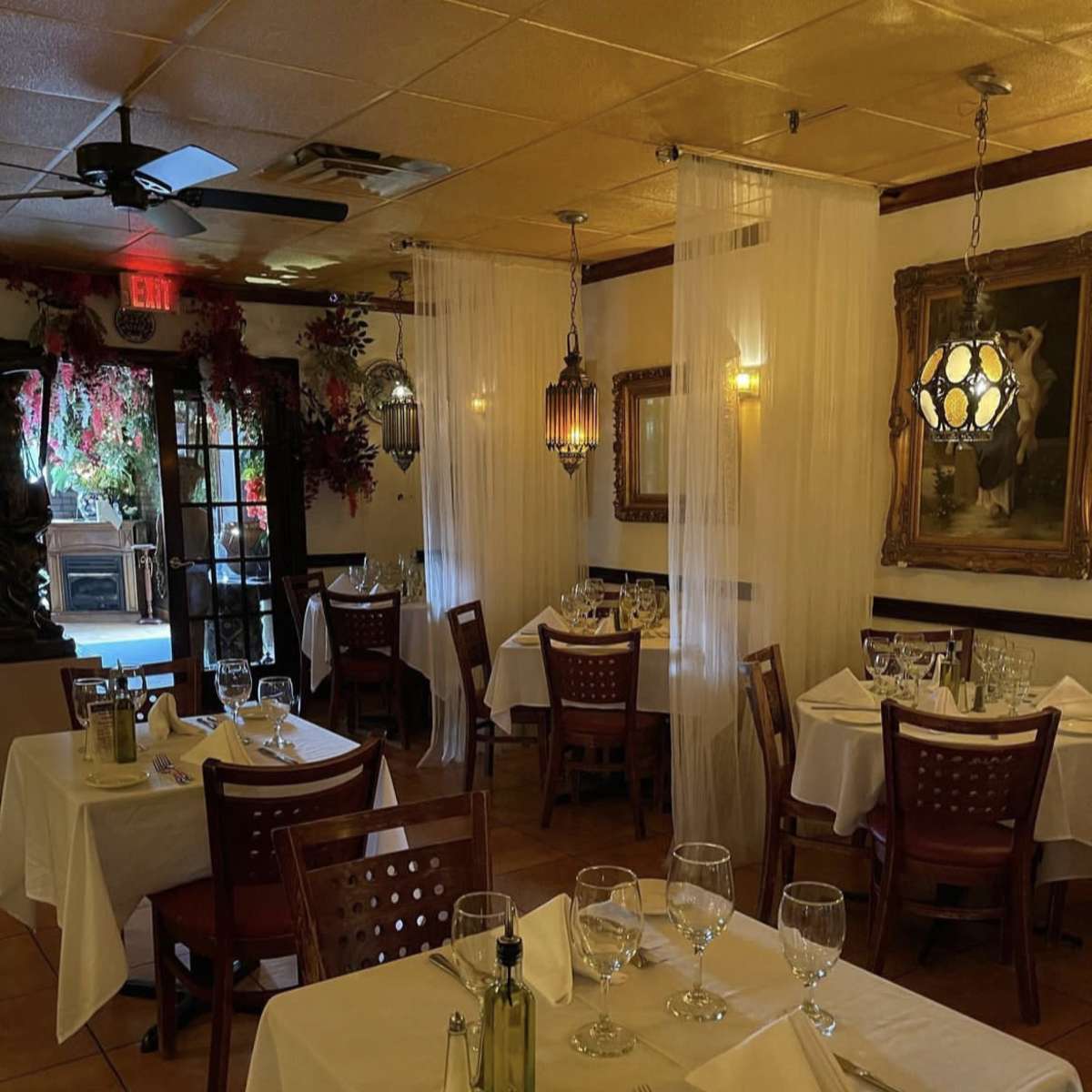 Blue Room with Beautiful Chandelier for your next Event, Lodi, NJ ...