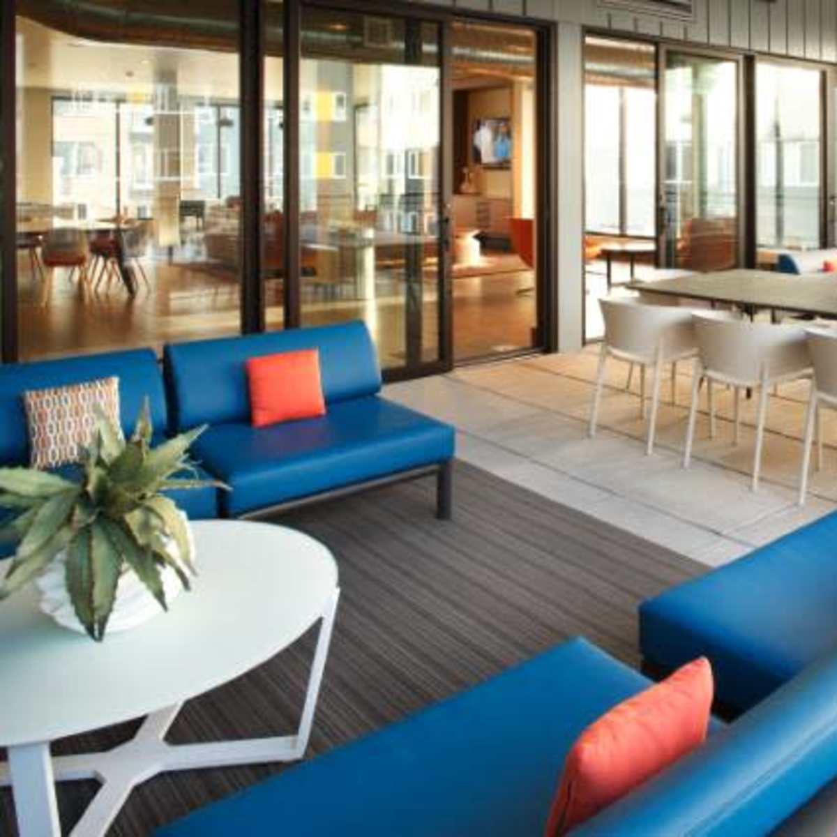 Amazing Lounge with Seating Pool Table Perfect for your Next Event ...