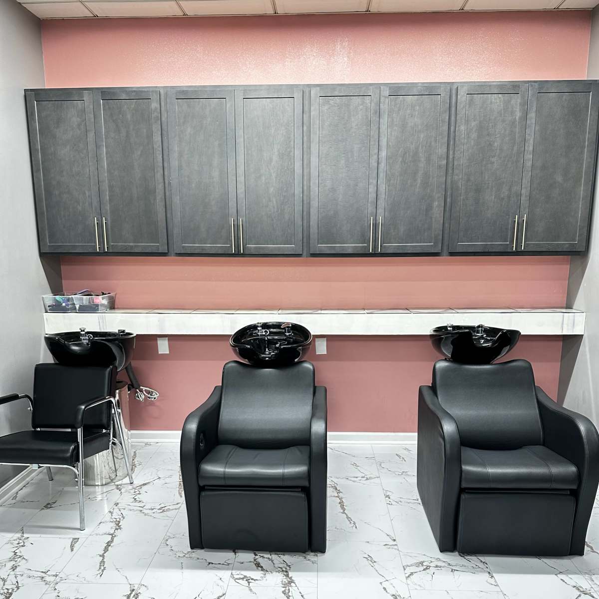 Luxury Salon Space, Rockville, MD | Production | Peerspace