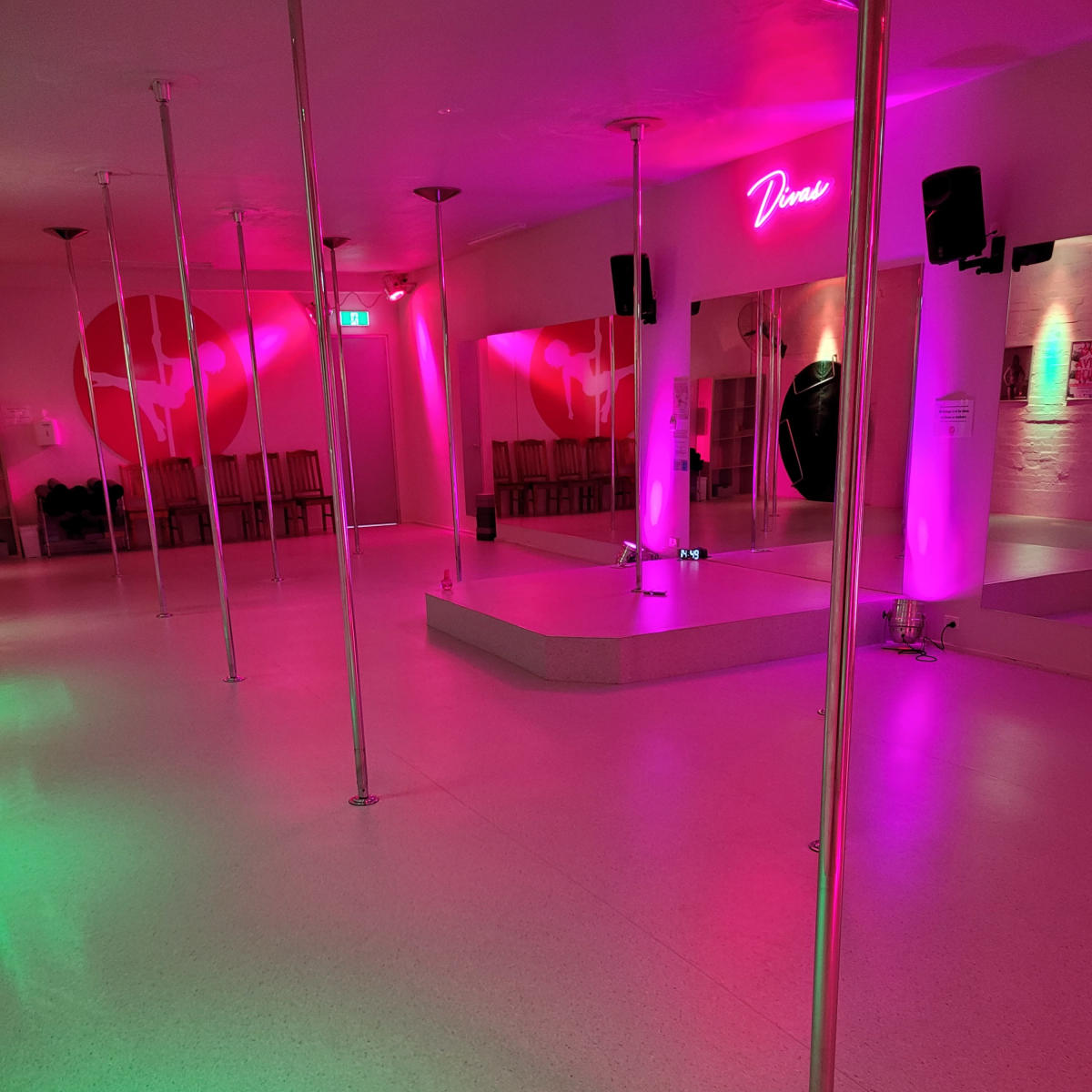 Pole Studio in Moonee Ponds with Lighting Included, Moonee Ponds ...