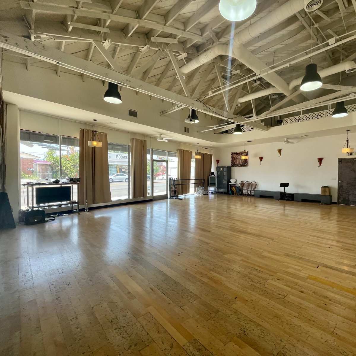 Bright Open Space on La Cienega Blvd., Los Angeles, CA | Off-Site ...
