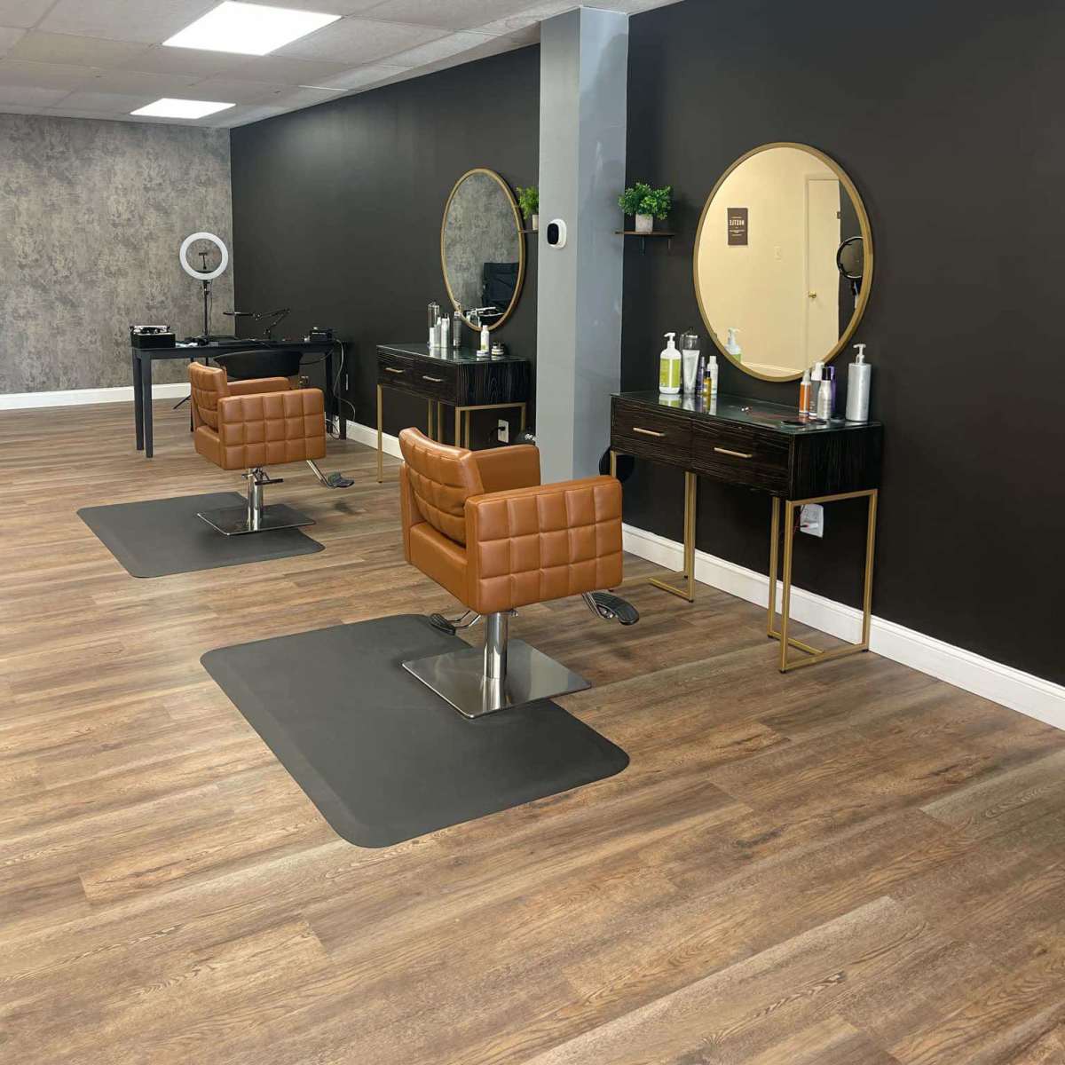 Hair Salon in Dunkirk, Dunkirk, MD | Production | Peerspace