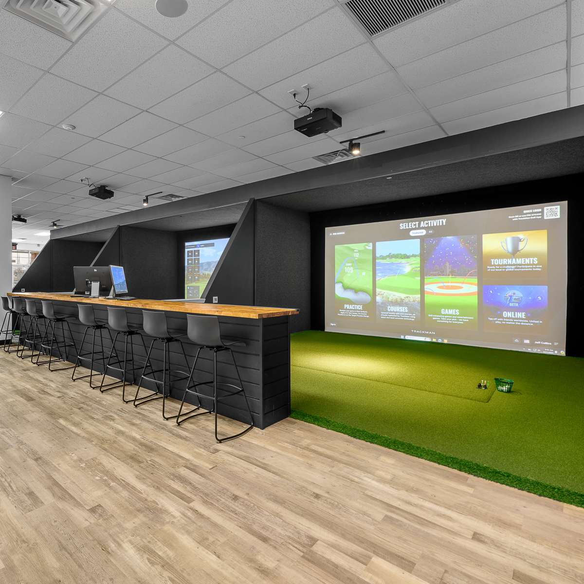 Dogleg Golf | Golf Simulator Event Lounge Space in Cinnaminson ...