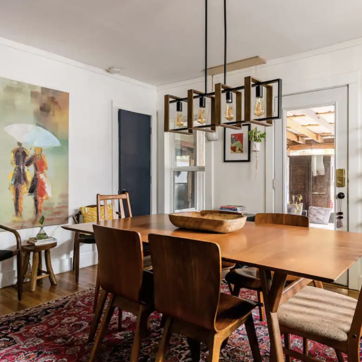 Austin East Side Charming Bungalow, Austin, TX | Production | Peerspace