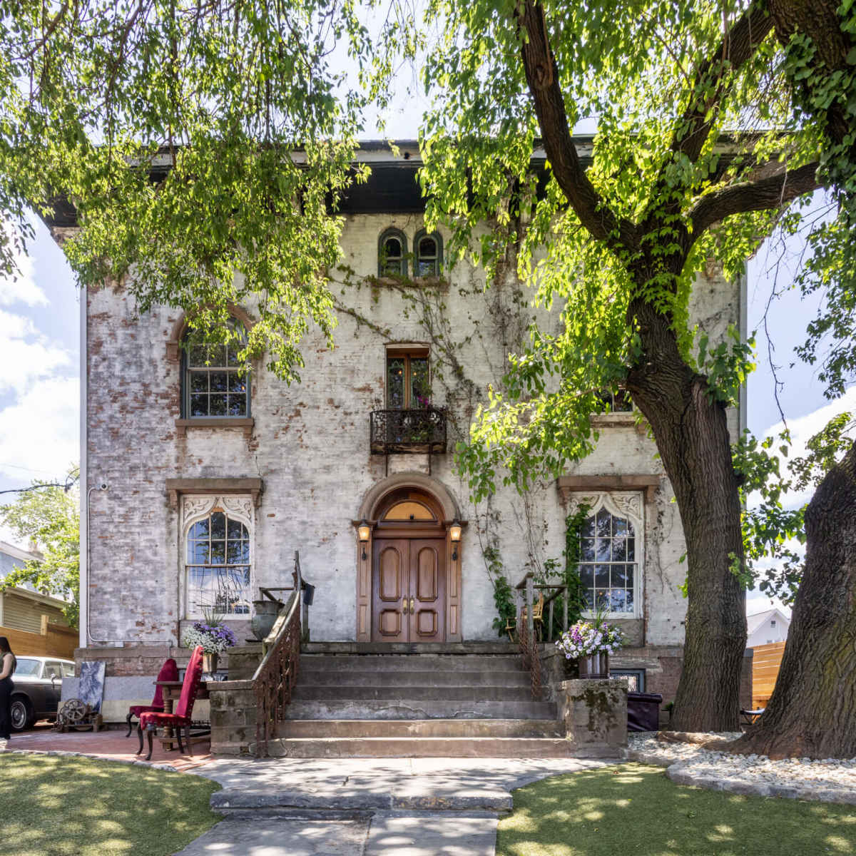 Historical Vintage Mansion with Gardens and Pool, New York, NY ...