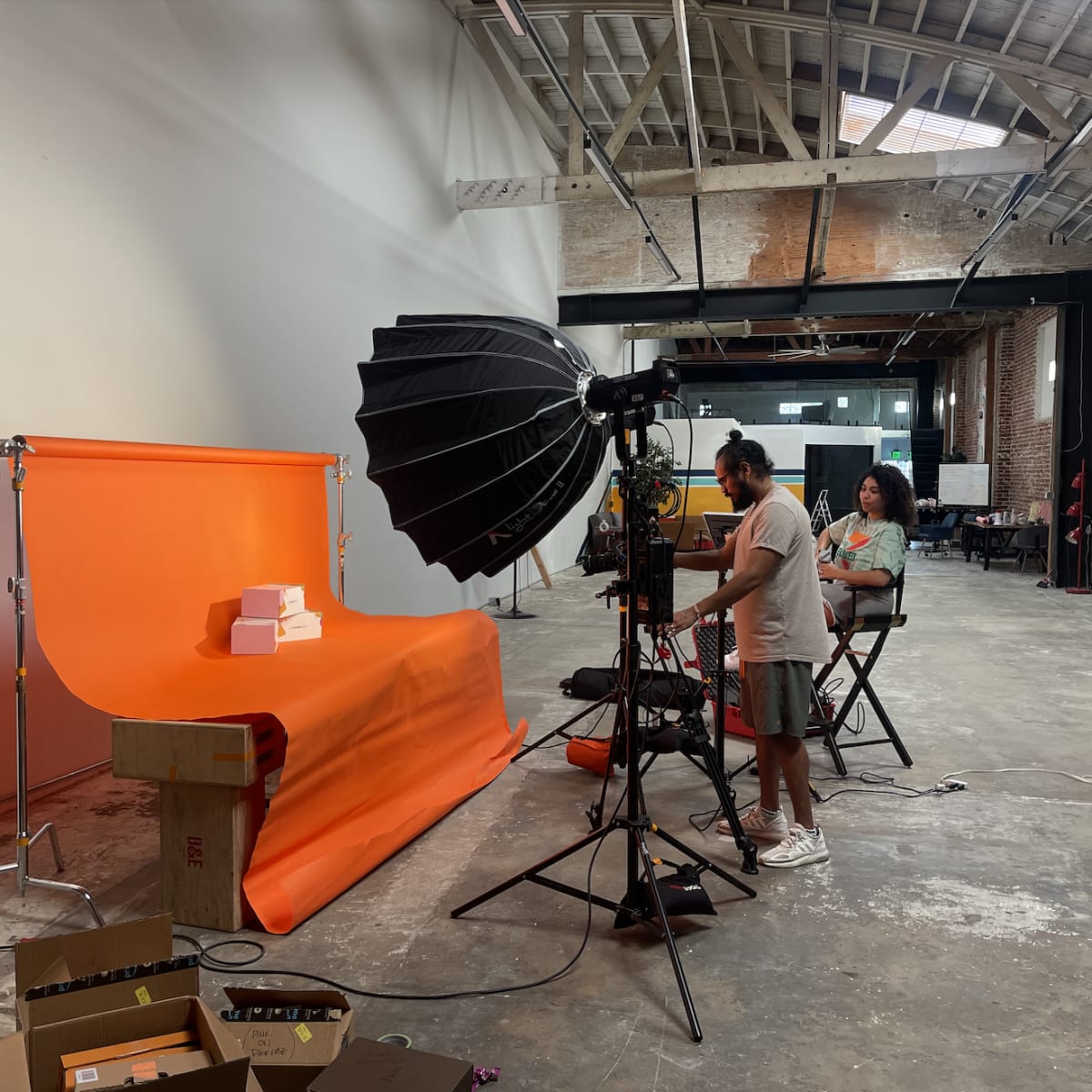Large Funky Industrial Warehouse in Arts District, Los Angeles, CA ...