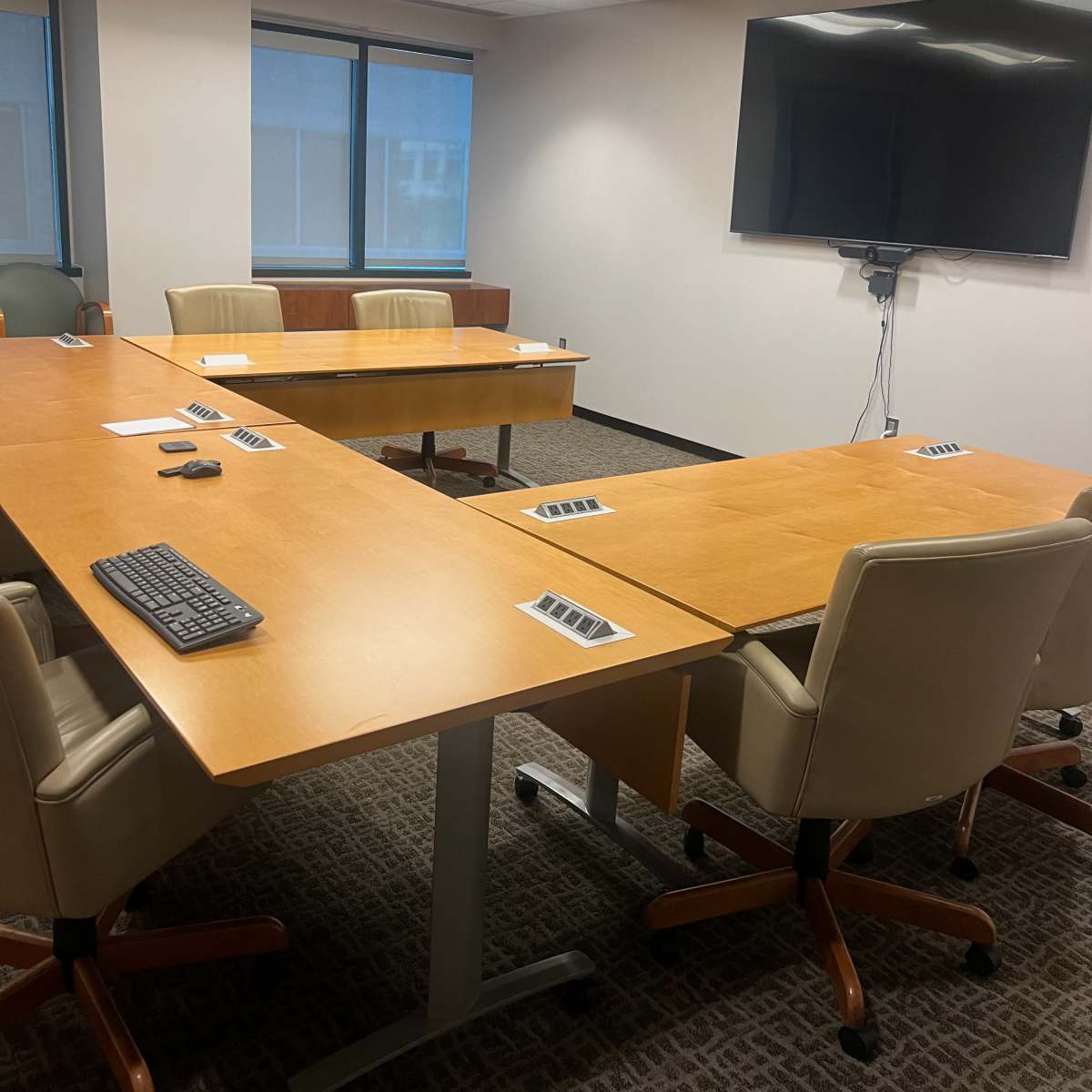 Downtown Conference room with kitchen and small private room connected ...