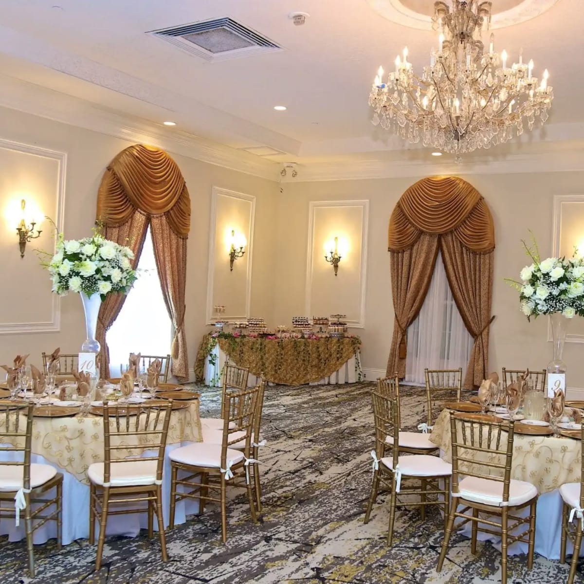 Spacious Event Venue at the Grove, Miami, FL | Event | Peerspace