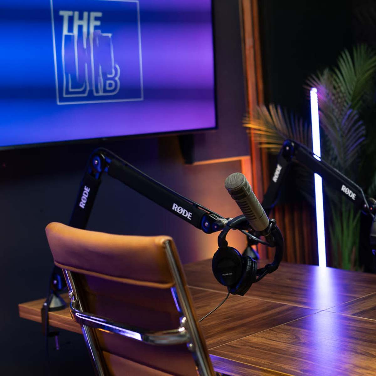 Done-For-You Batch Content Creation/Podcast Studio - Near You, San ...