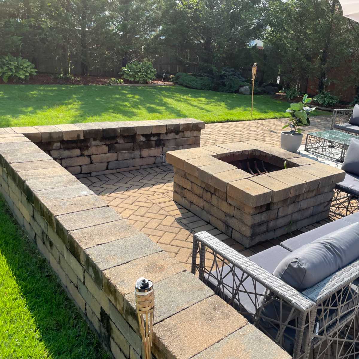 Beautiful Suburban Oasis Perfect for Getaways, Barbecues, Birthday ...