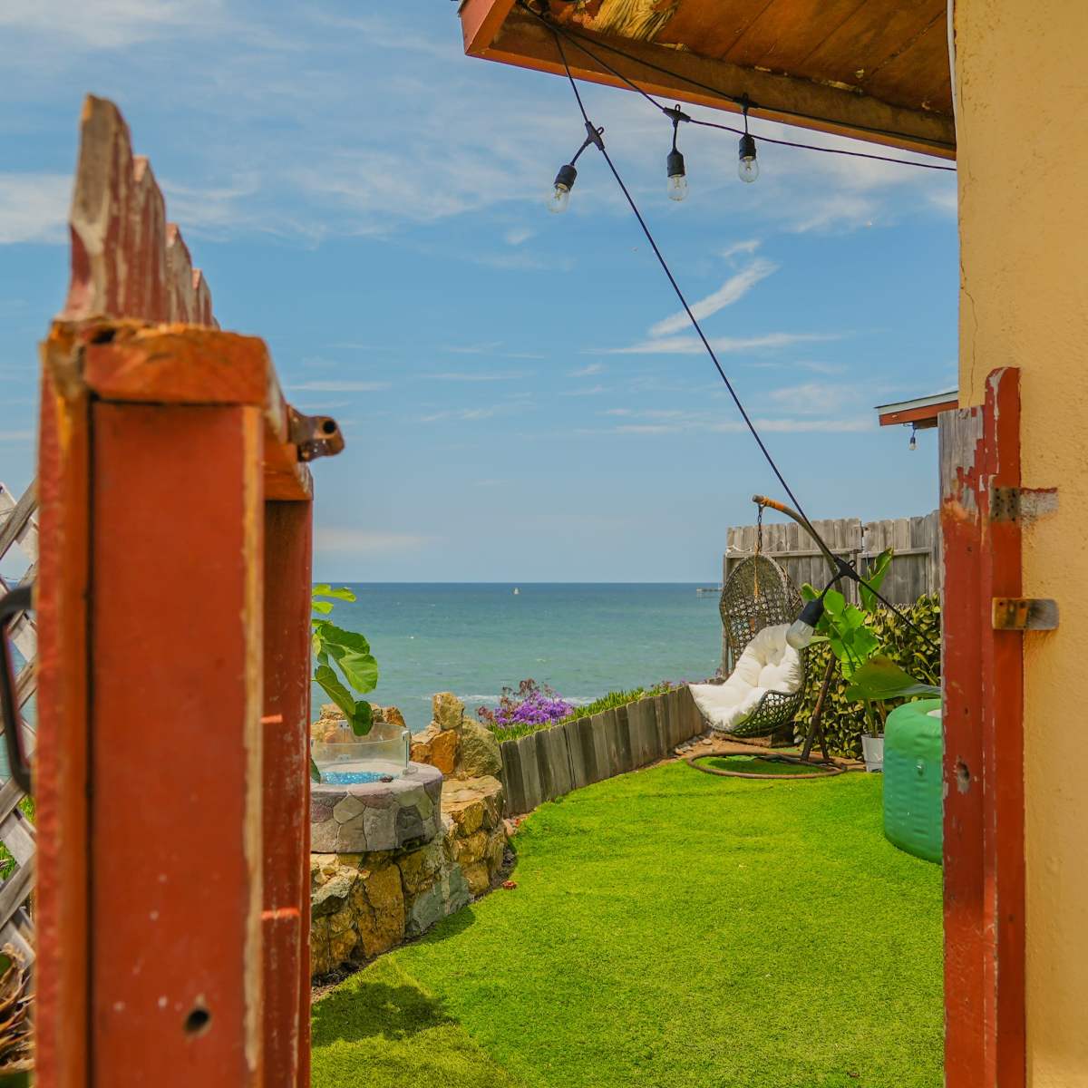 Oceanfront Backyard Oasis, San Diego, CA | Production | Peerspace