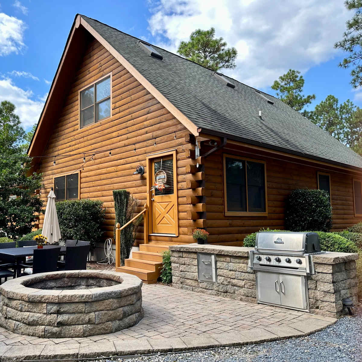 Rustic Respite in the Pines: Cozy Cabana and Outdoor Kitchen with ...