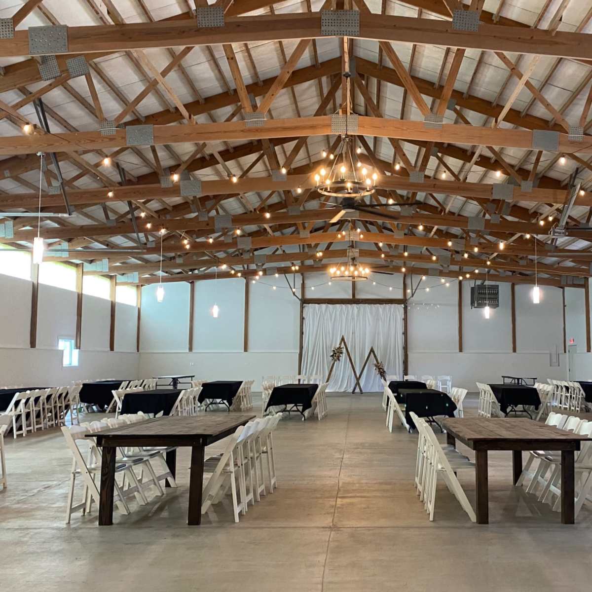 Rural Event Venue in Olathe, Olathe, KS | Event | Peerspace