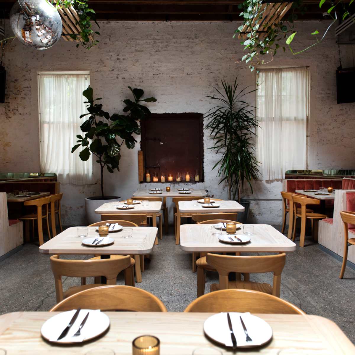 Brooklyn Restaurant With Skylights, Brooklyn, NY | Production | Peerspace