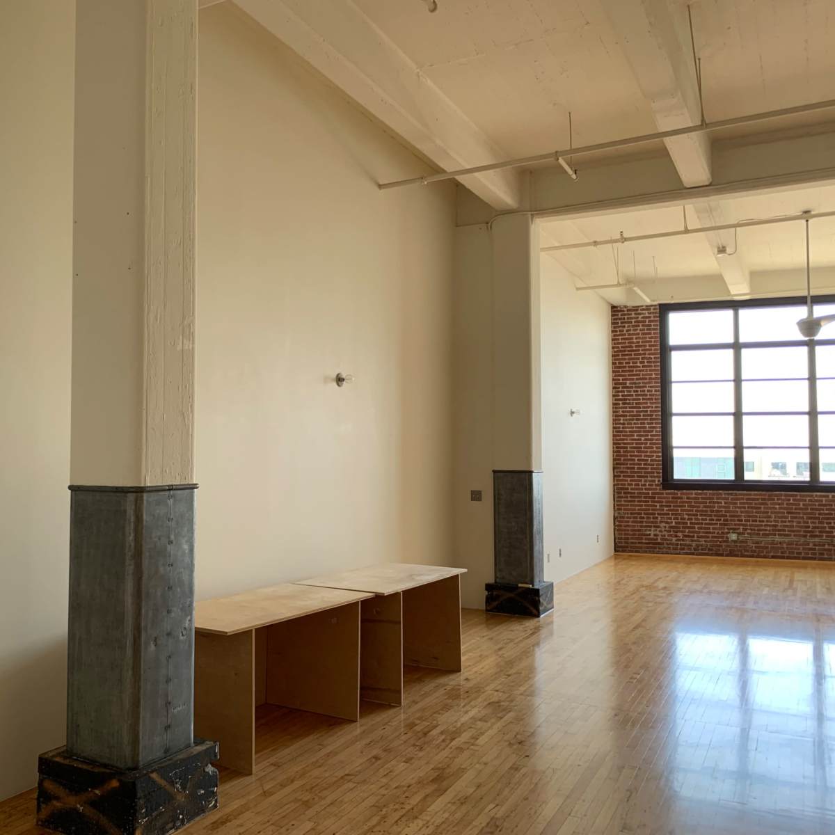 Beautiful Natural Light Studio Loft with Eastern Views, Los Angeles, CA ...
