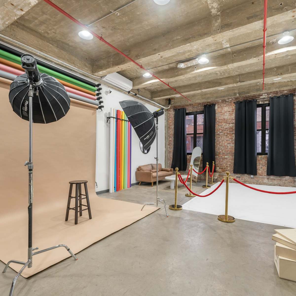 122: Affordable Natural Light Cyc Wall Studio w/ FREE Lighting ...